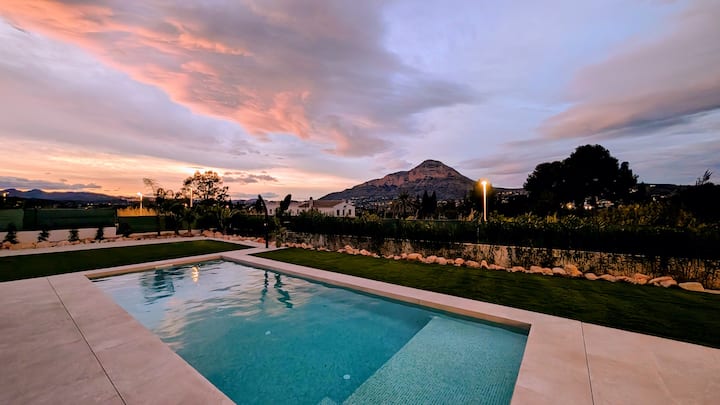 Casa Salama - New 4br, Pool, Ac, Wifi, Montgó View - Jávea