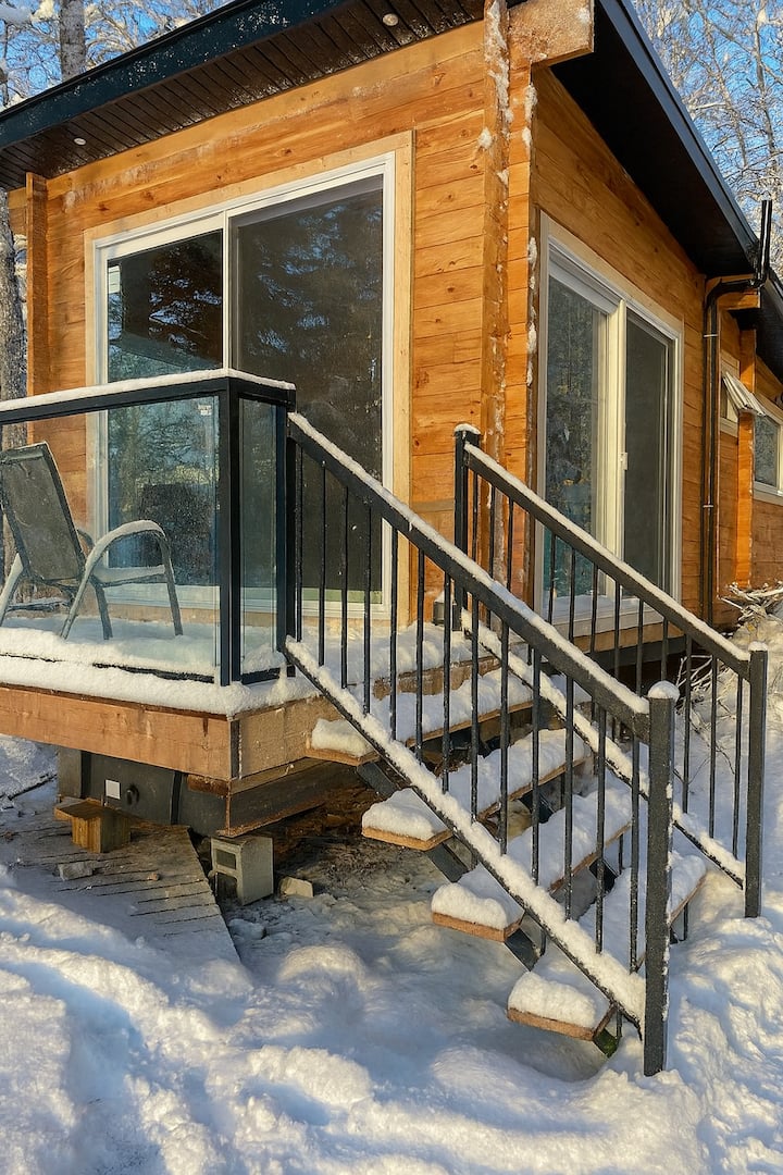 1 Bedroom Cabin Number 3 (Mlake) - Parry Sound