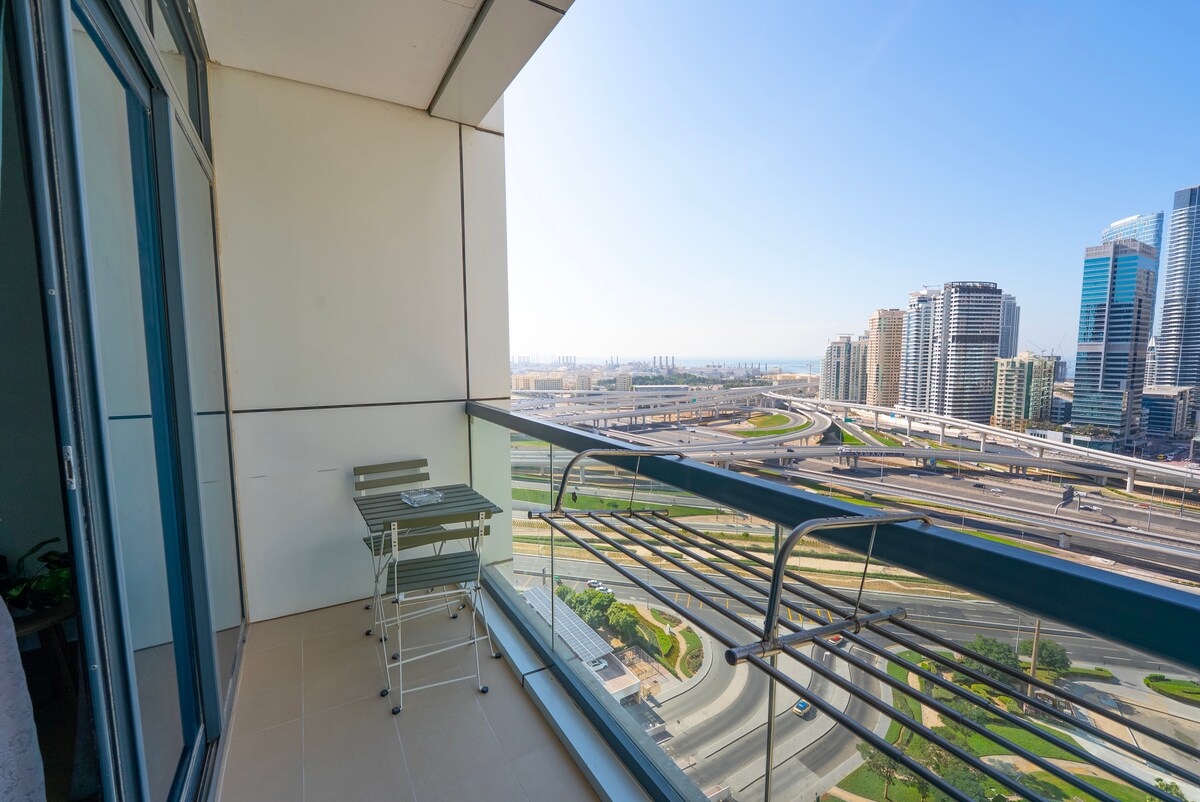 Retraite moderne 1 BHK à Lakeside JLT - Appartements à louer à Dubaï ...