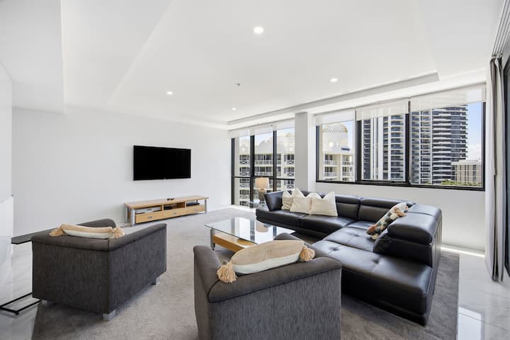 Superior 3 Bed Ocean Glimpse 3n - Aria Broadbeach - Broadbeach