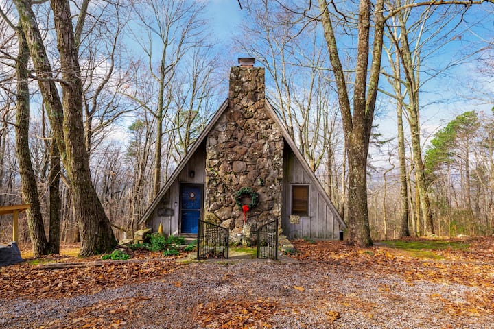 Triple Porch W/ Views | Near Brow Park & Downtown - Mentone, AL