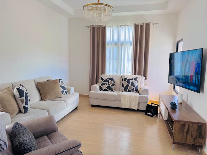 Casa De Lujo | Zona Exclusiva Y Privada | - 