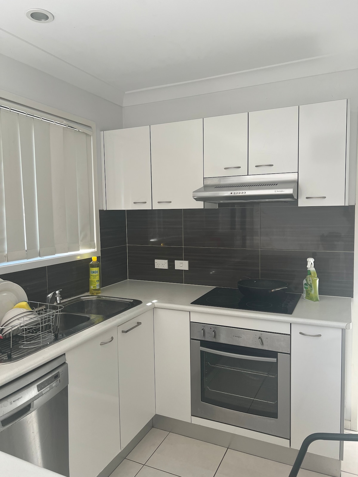 Habitación principal en el tranquilo baño propio de Durack - Casas en ...