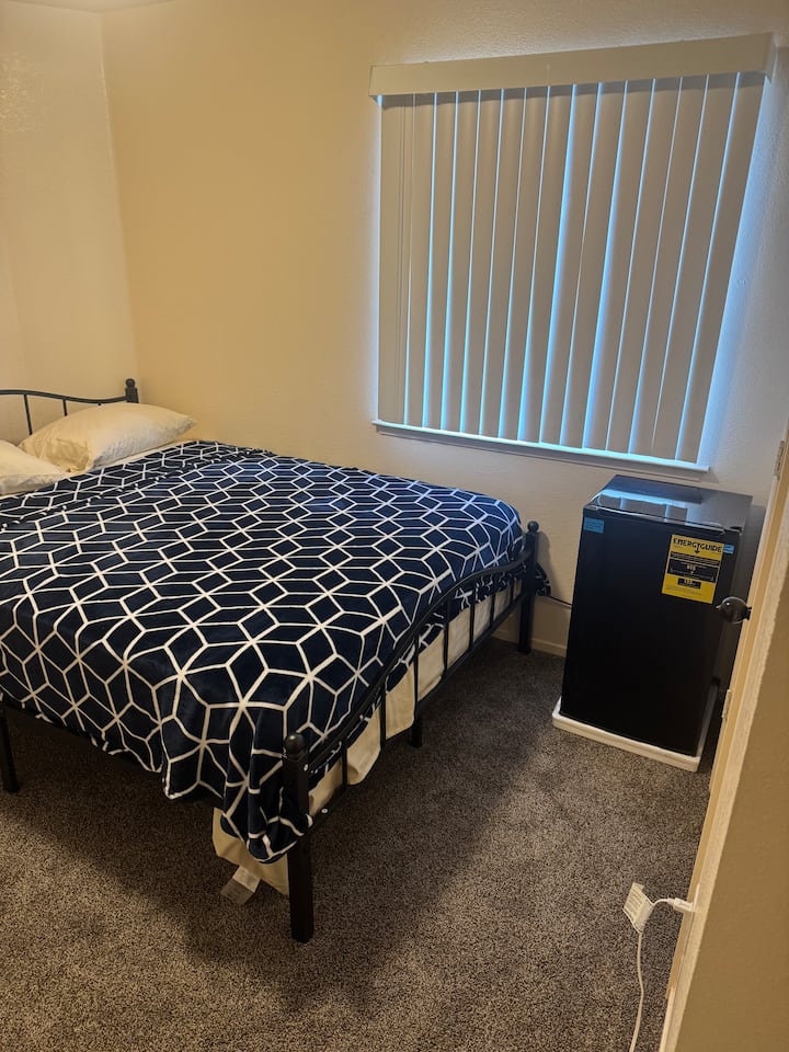 A Room In A Very Decent Neighborhood. - Fresno, CA