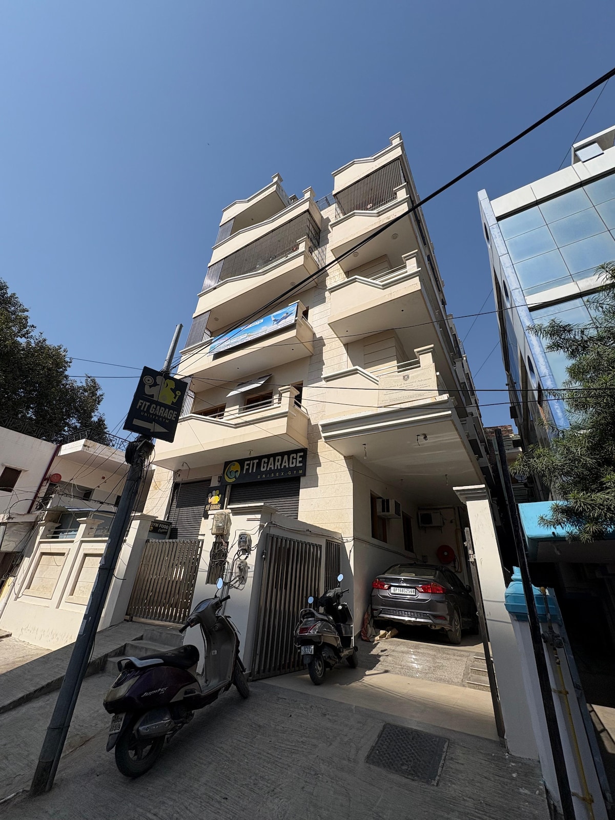 Bednsky Rooftop Homestay (local tour guide option) - Houses for Rent in ...