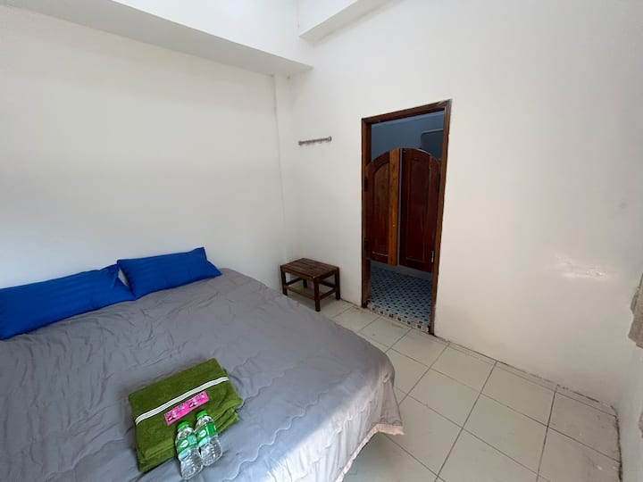 Room With Private Bathroom Near Mekong - Vientiane