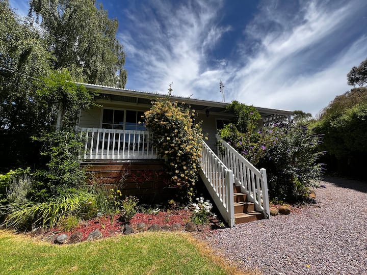 Cosy And Central Timboon Cottage - Great Ocean Road
