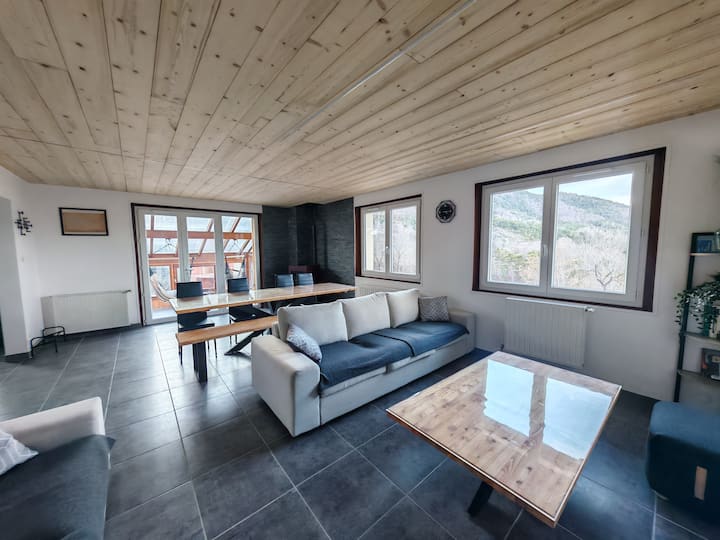 Ker Bret, Maison Mitoyenne, Environnement Familial - Le Sauze-du-Lac