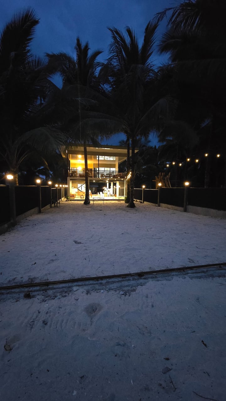 Jc Beachhouse - Baganga