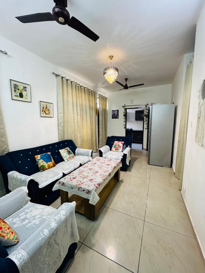 Clean & Comfortable Room In Chandigarh - Sahibzada Ajit Singh Nagar