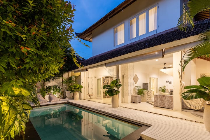 Privet Cozy 1bd Pool Villa Seminyak Kudeta Beach - Avustralya