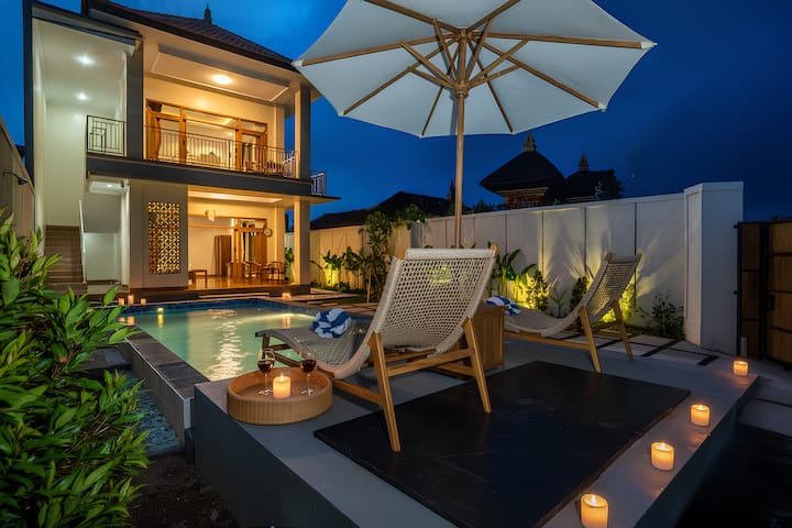 Munduk Lights: Modern Villa W/ Epic Mountain Views - Munduk