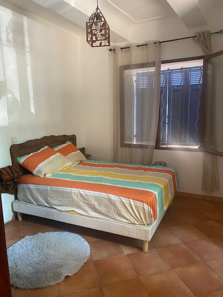 Maison Indépendante Avec Terrasse Et Parking Calme - Venelles