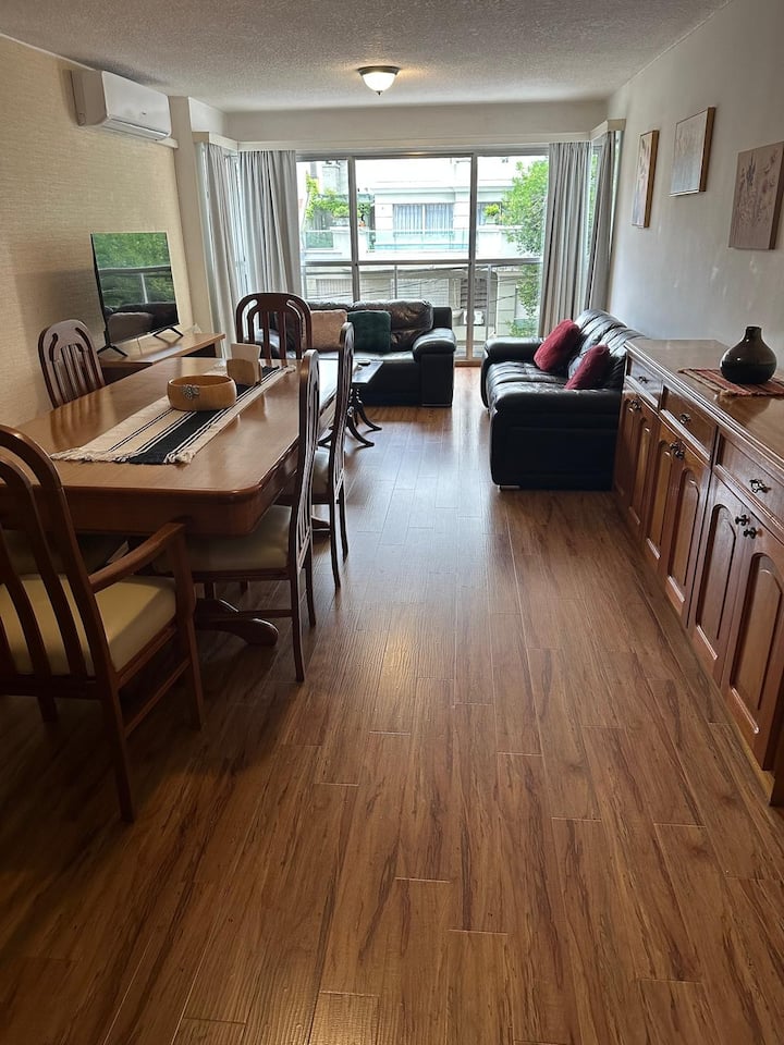 Edificio Tulipan 2.
Muy Amplio, Comodo Y Luminoso. - Montevideo