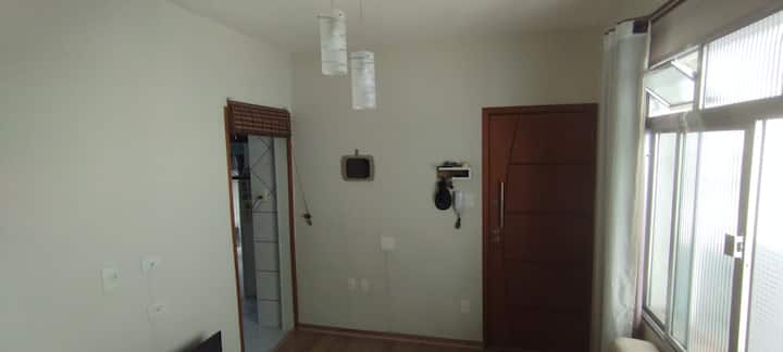 Apartamento - 2 Quadras Da Praia Do Embaré - Santos