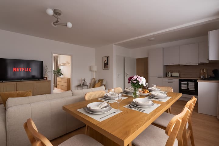 Sali | Design City-apartment Für Bis Zu 6 Personen - Trossingen