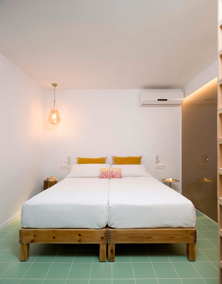 Habitación Doble Pequeña Interior A 5 M. Playa - Sant Antoni de Portmany