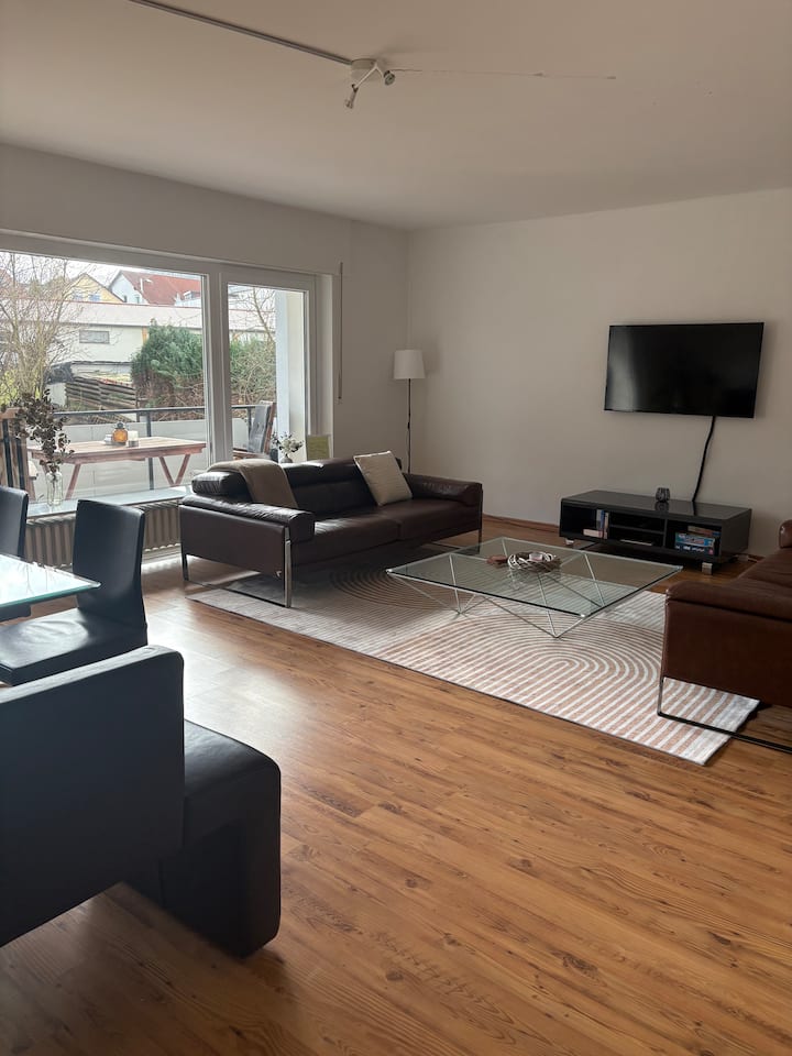 Große Lichtdurchflutete Ferienwohnung - Bad Salzuflen