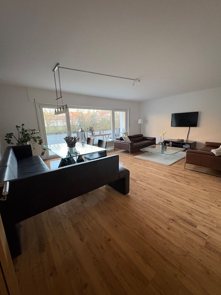 Große Lichtdurchflutete Ferienwohnung - Bad Salzuflen