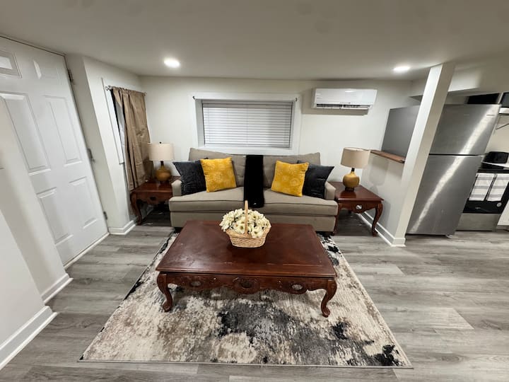 The Hide-out Buford - Lake Lanier, Buford