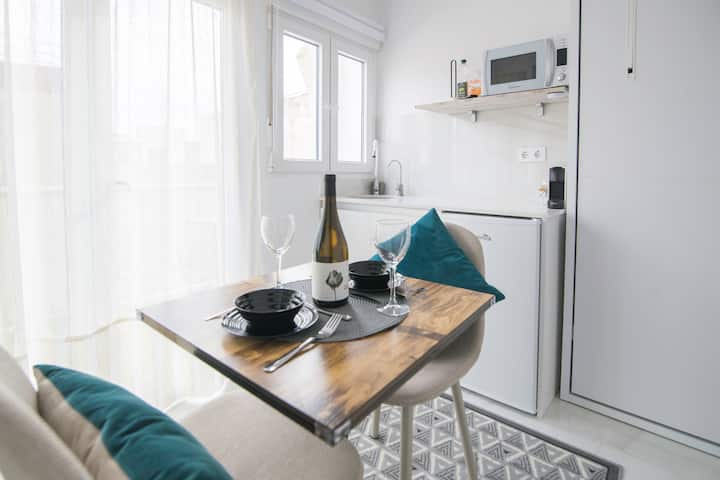 Mini Loft For 2 With Balcony, Bathroom And Kitchen - Valencia