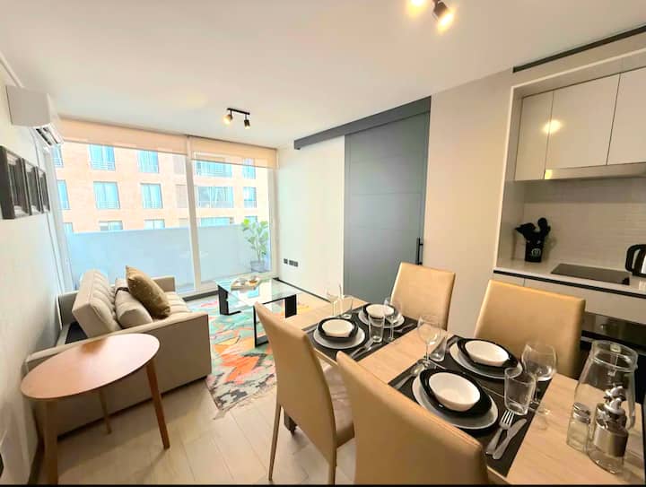 Moderno Departamento Céntrico A Pasos Del Metro - Chili