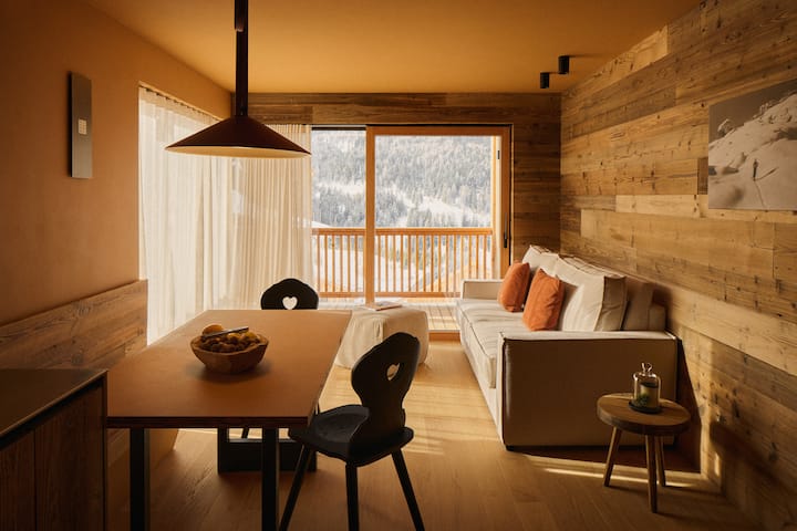 Apt Aurora~alpenglow~ski-in/ski-out~dolomites - Corvara in Badia