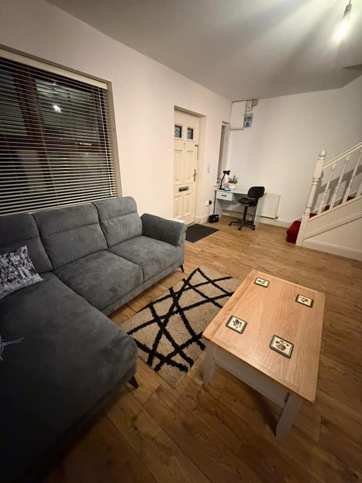 Walk To Town Centre | 2br Base Near Cork &Kinsale - Bandon