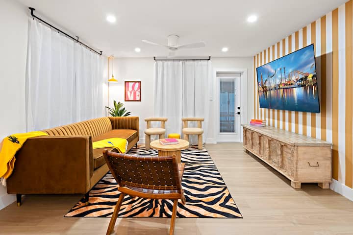 Wow! 2.5 Miles To Universal And Epic - Sleeps 14 - Orlando