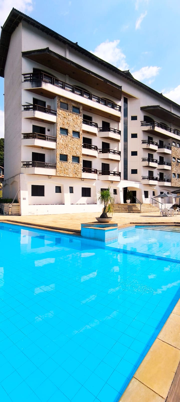 Flat Em Condomínio Resort - Serra Negra - Serra Negra