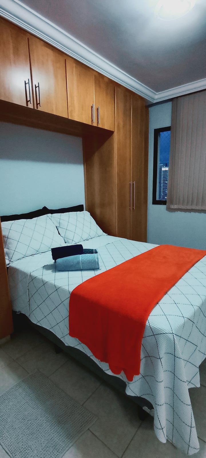Apto 2qts, Ar, Wi-fi, Piscina, Varanda(1804) - Goiânia