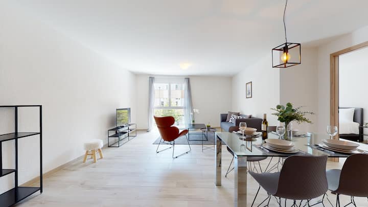 One Bedroom Apartment - Contactless Check-in - Aigle