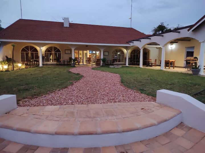 Hacienda.
Dom Z Widokiem Na Afrykę. - Vaalwater