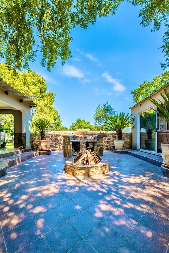 Sunset Sunrise Country Farm
Forest&stream Retreat - Hekpoort