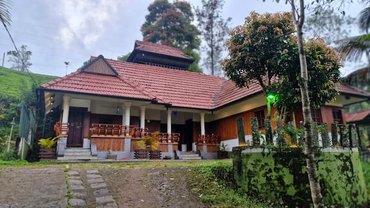 Traditional Villa In Munnar - Munnar