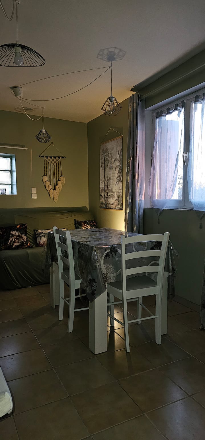 Petite Maison Toute Proche De La Mère - Plage d'Hermanville-sur-Mer