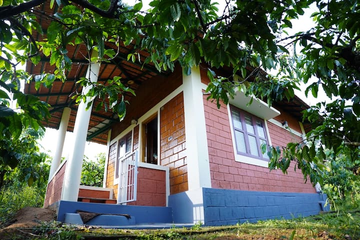 Stay With Nature And Lake In Ponnampete - Coorg (Kodagu)