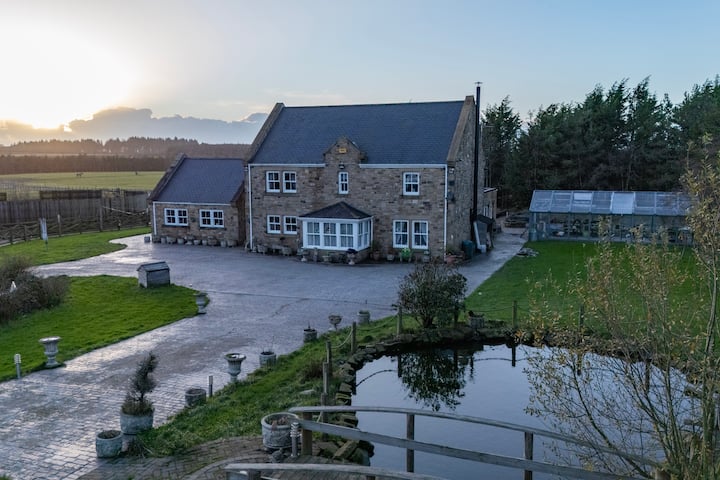 Waterside Equestrian – Countryside Escape | Groups - Durham