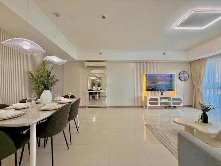 New: Spacious 3br 8 Beds W/ Free Parking In Venice - Taguig