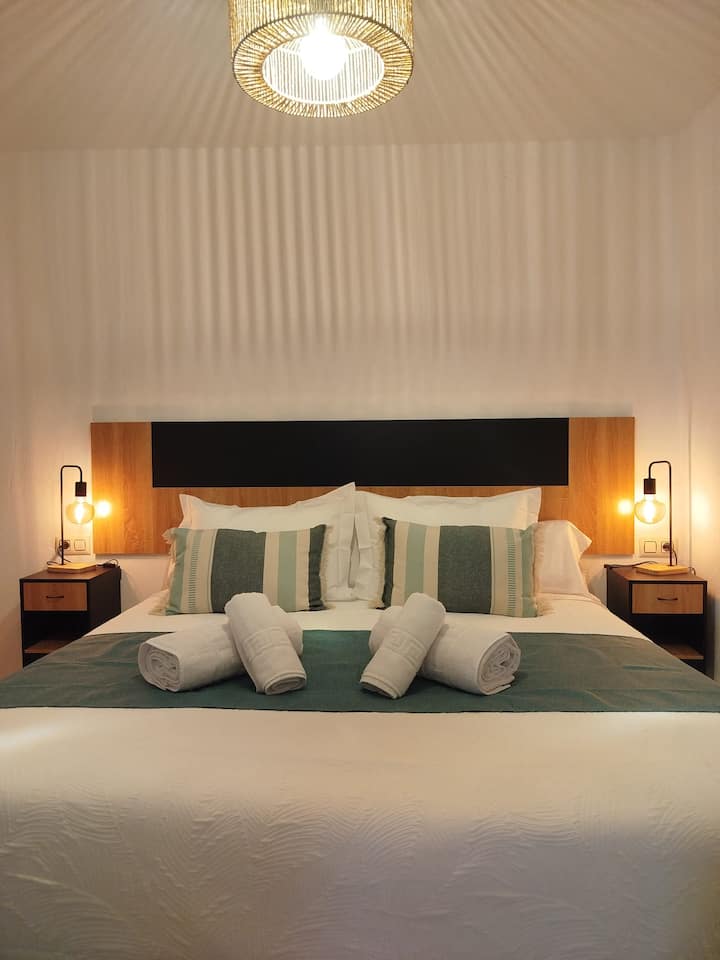 Casa Rural Rústica, Bañera Hidromasaje Y Chimenea - Cazorla