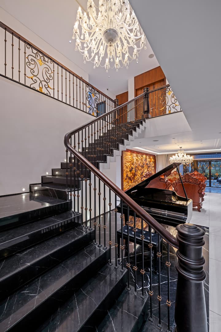 Mote Riverside Villa In Hoa Xuan, Da Nang - Đà Nẵng