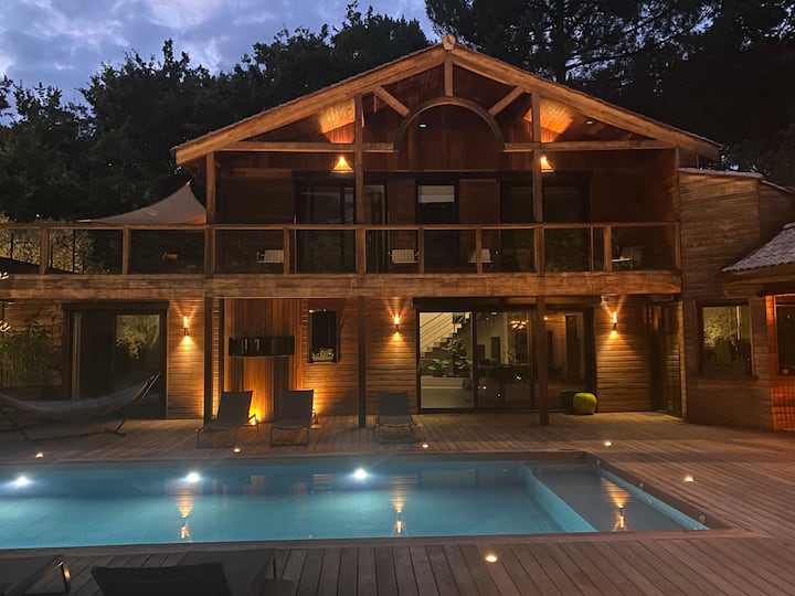 Superbe Villa En Bois Entre Golf Et Lac. - Biscarrosse Plage