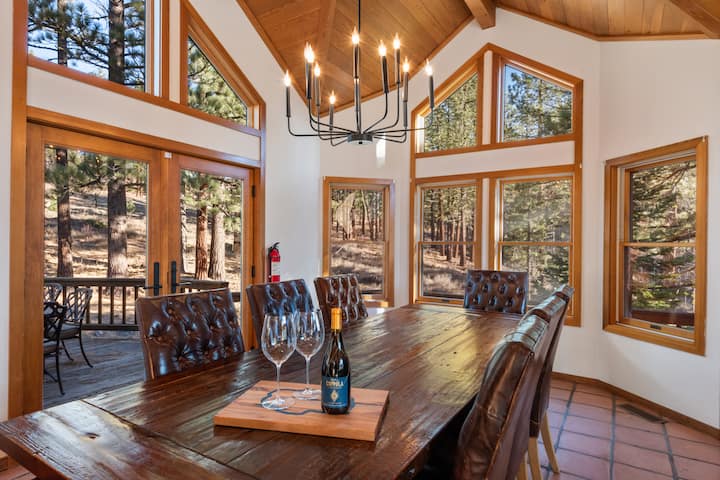 Northstar Retreat/hot Tub/ski Room/shuttle To Hill - Lake Tahoe