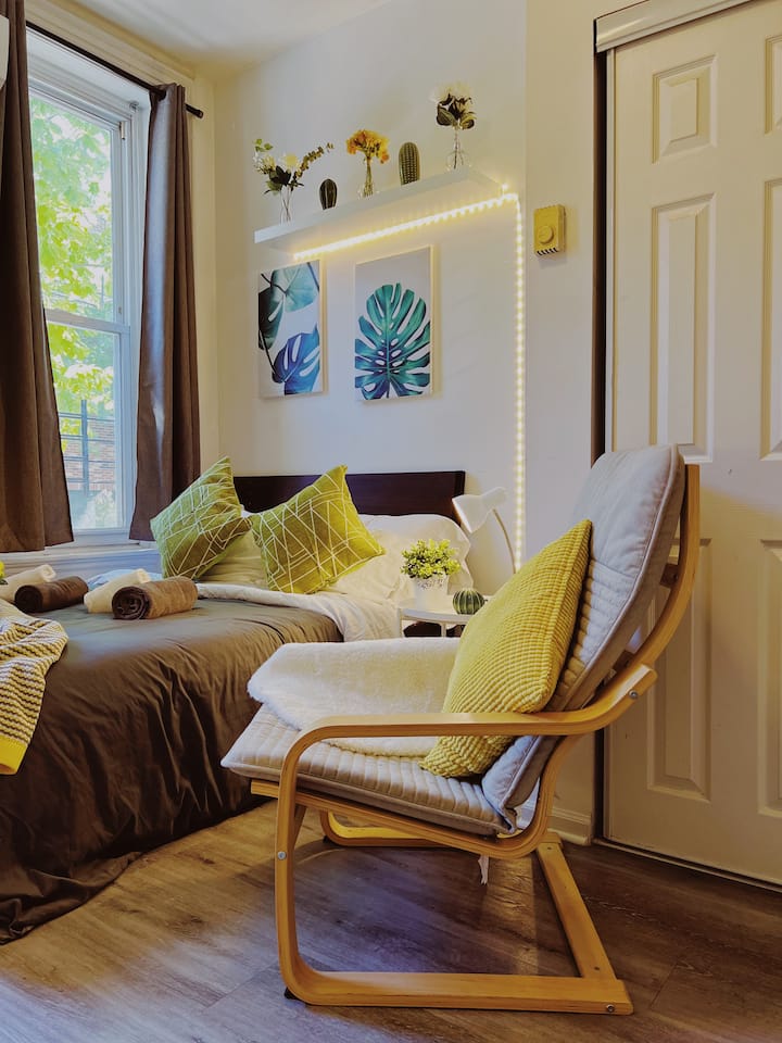 Studio Near Rittenhouse Square | 1f - National Park, NJ