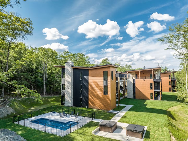 Le Repère Du Sommet - Orford, QC