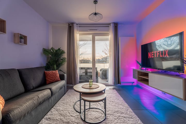 Le Magnifique - Grand Balcon - Netflix - Marché - Saint-Priest