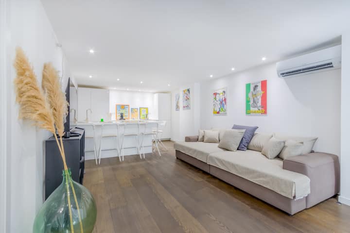 Appartamento Con Idromassaggio In Duomo - Milan