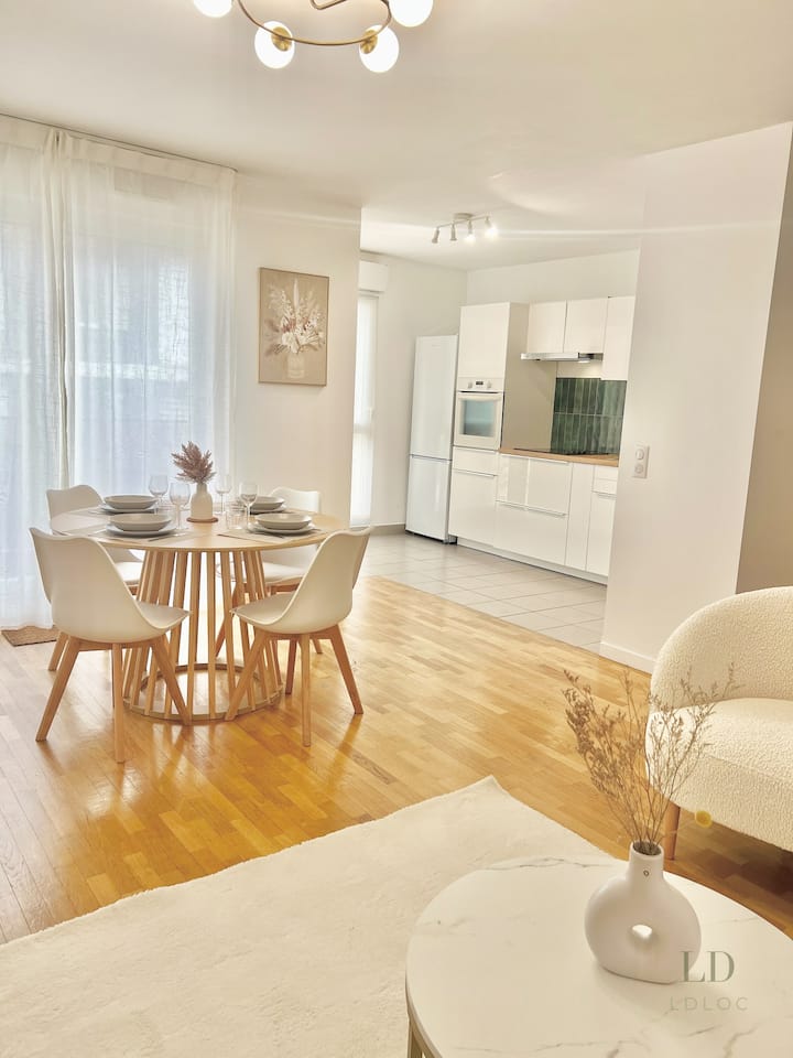 2 Chambres · Parking · 8min Disney | Le Nest Crème - Montévrain