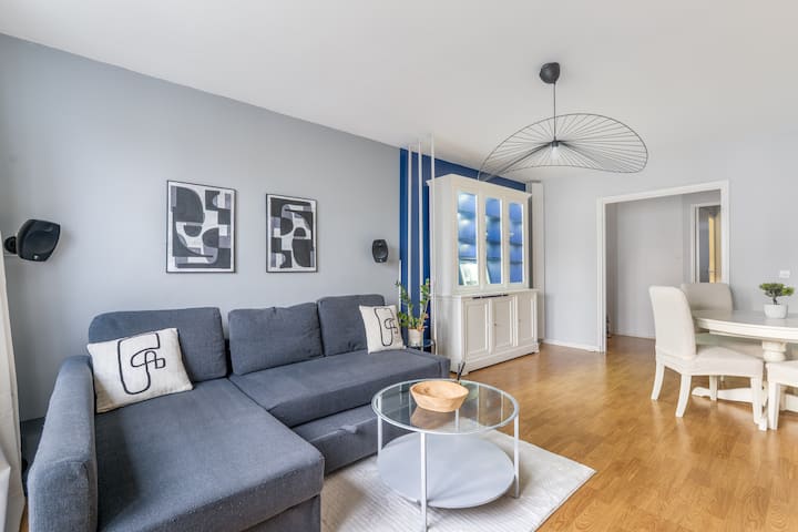 Cosy, Parking Privé & Bureau Avec éCran | 74m2 - Asnières-sur-Seine