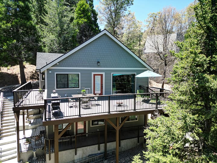 Steps To The Water - Built New In 2024! - Crestline, CA